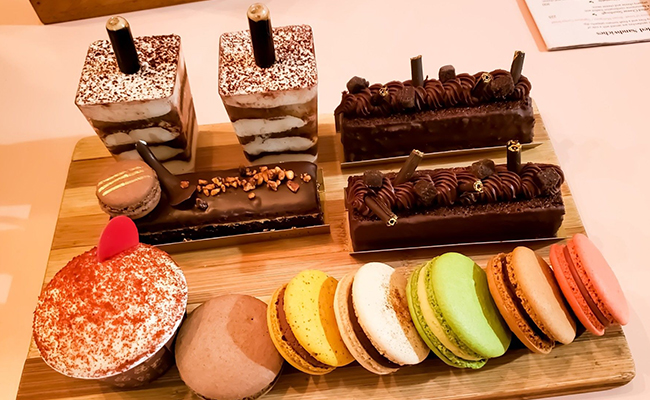 Top Bakeries In Hyderabad For Amazing Cakes | Best Cake Shop in Hyderabad